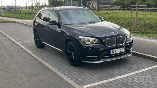 Melns BMW X1 2015 Rīga, ar dzinēja tilpumu 2.00 L un nobraukumu 379 tūkst. km par 8500 €, foto 9 vietnē AUTOMOTO.COM.LV