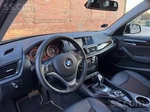 Melns BMW X1 2015 Cēsis, ar dzinēja tilpumu 2.00 L un nobraukumu 289 tūkst. km par 8950 €, foto 18 vietnē AUTOMOTO.COM.LV