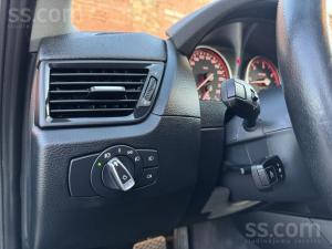Melns BMW X1 2015 Cēsis, ar dzinēja tilpumu 2.00 L un nobraukumu 289 tūkst. km par 8950 €, foto 21 vietnē AUTOMOTO.COM.LV