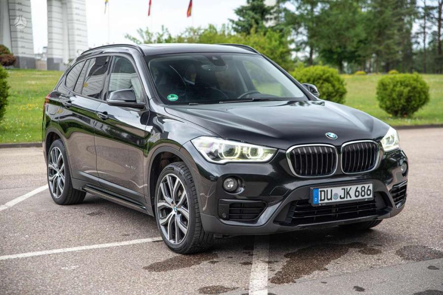 Melns BMW X1 2015 Elektrėnai, ar dzinēja tilpumu 2.00 L un nobraukumu 182 tūkst. km par 14900 €, foto 4 vietnē AUTOMOTO.COM.LV