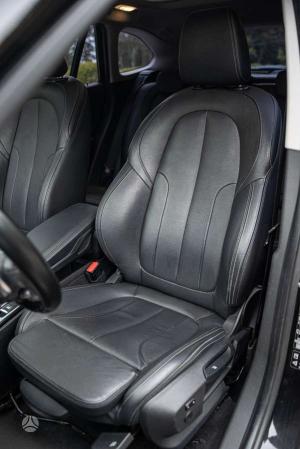 Melns BMW X1 2015 Elektrėnai, ar dzinēja tilpumu 2.00 L un nobraukumu 182 tūkst. km par 14900 €, foto 18 vietnē AUTOMOTO.COM.LV