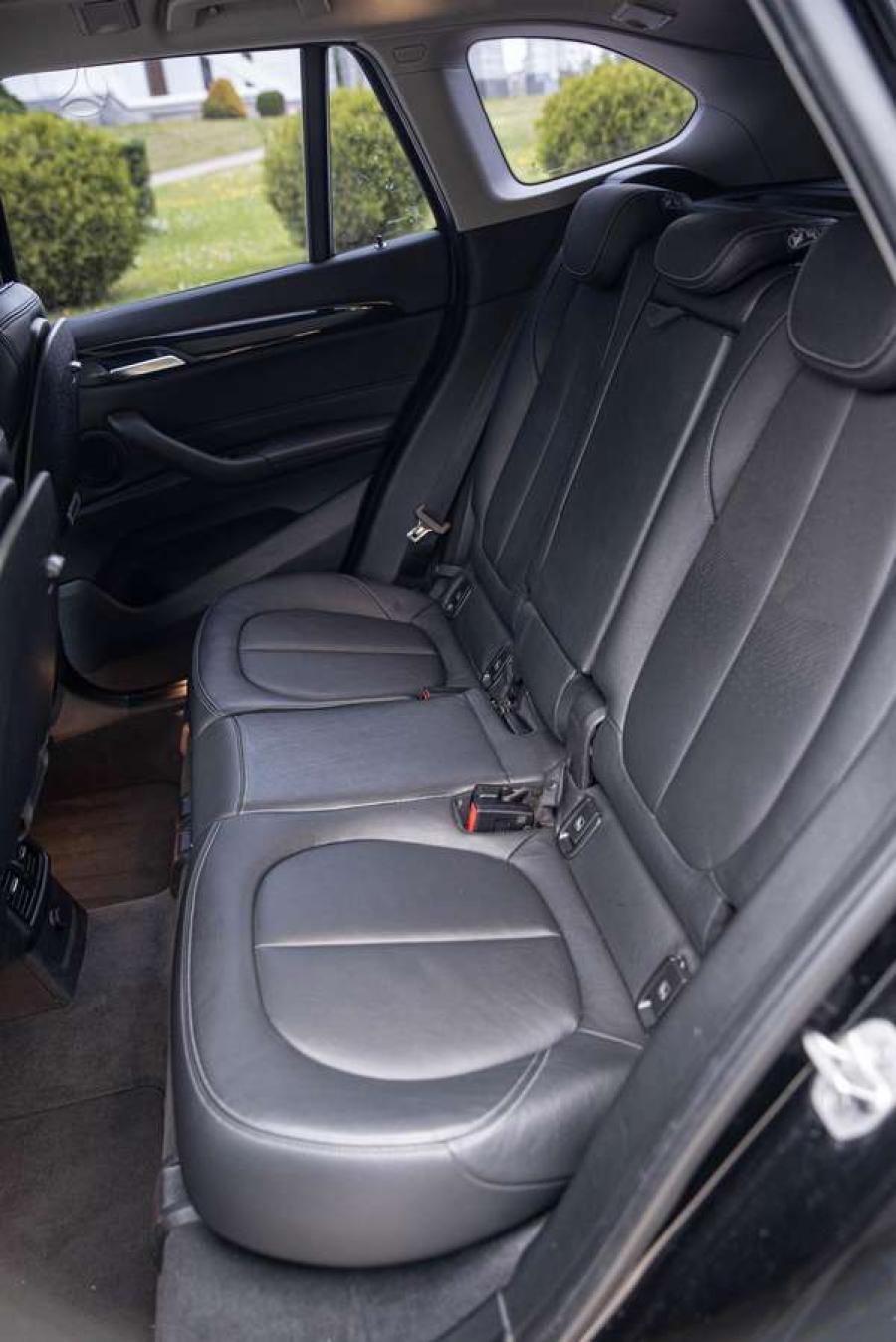 Melns BMW X1 2015 Elektrėnai, ar dzinēja tilpumu 2.00 L un nobraukumu 182 tūkst. km par 14900 €, foto 20 vietnē AUTOMOTO.COM.LV
