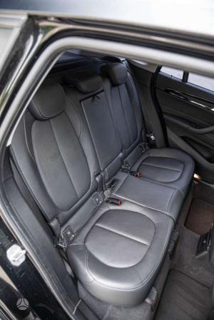 Melns BMW X1 2015 Elektrėnai, ar dzinēja tilpumu 2.00 L un nobraukumu 182 tūkst. km par 14900 €, foto 21 vietnē AUTOMOTO.COM.LV