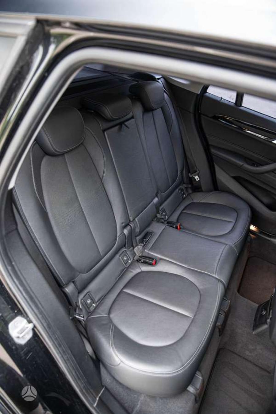 Melns BMW X1 2015 Elektrėnai, ar dzinēja tilpumu 2.00 L un nobraukumu 182 tūkst. km par 14900 €, foto 21 vietnē AUTOMOTO.COM.LV