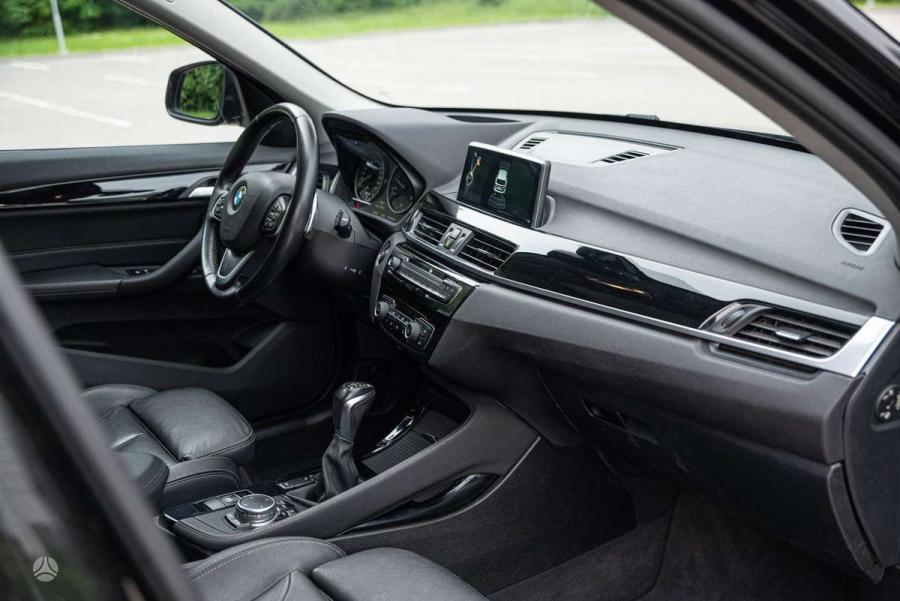 Melns BMW X1 2015 Elektrėnai, ar dzinēja tilpumu 2.00 L un nobraukumu 182 tūkst. km par 14900 €, foto 22 vietnē AUTOMOTO.COM.LV