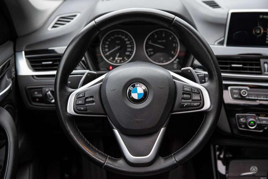 Melns BMW X1 2015 Elektrėnai, ar dzinēja tilpumu 2.00 L un nobraukumu 182 tūkst. km par 14900 €, foto 24 vietnē AUTOMOTO.COM.LV