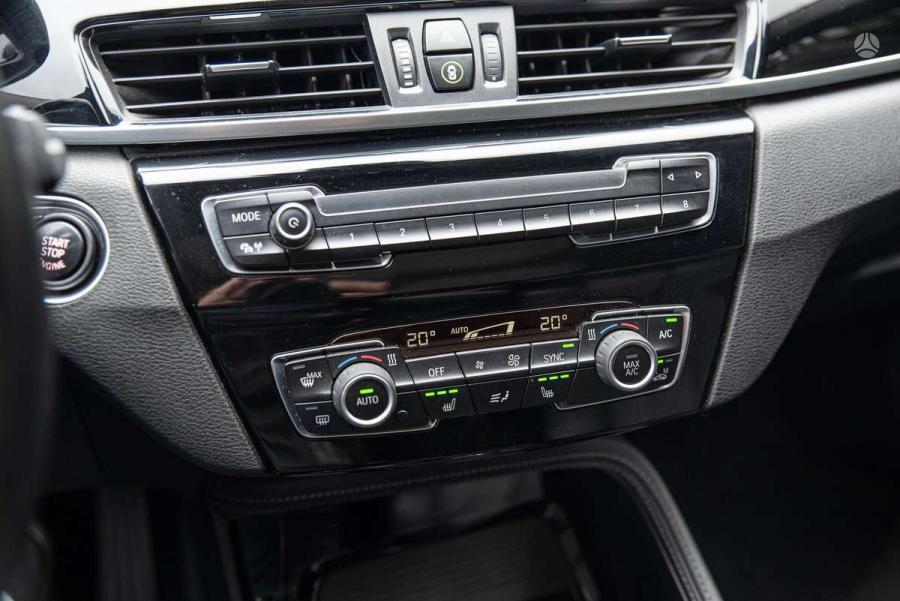 Melns BMW X1 2015 Elektrėnai, ar dzinēja tilpumu 2.00 L un nobraukumu 182 tūkst. km par 14900 €, foto 26 vietnē AUTOMOTO.COM.LV