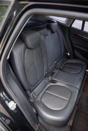 Melns BMW X1 2015 Elektrėnai, ar dzinēja tilpumu 2.00 L un nobraukumu 182 tūkst. km par 14900 €, foto 30 vietnē AUTOMOTO.COM.LV
