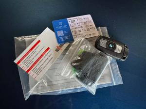 Black BMW X1 2015 in Riga, with an engine capacity of 2.00 L and mileage of 223 thousand km for 11800 €, photo 16 on AUTOMOTO.COM.LV