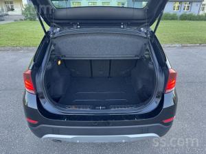 Black BMW X1 2015 in Cesis, with an engine capacity of 2.00 L and mileage of 290 thousand km for 8750 €, photo 25 on AUTOMOTO.COM.LV