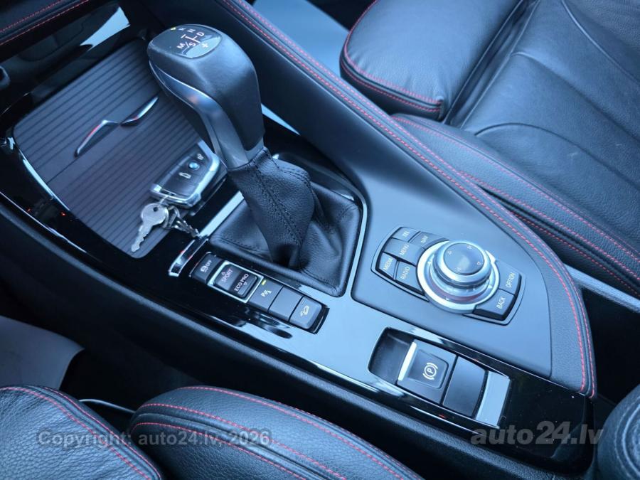 Melns BMW X1 2015 Tallina, ar dzinēja tilpumu 2.00 L un nobraukumu 211 tūkst. km par 13999 €, foto 22 vietnē AUTOMOTO.COM.LV