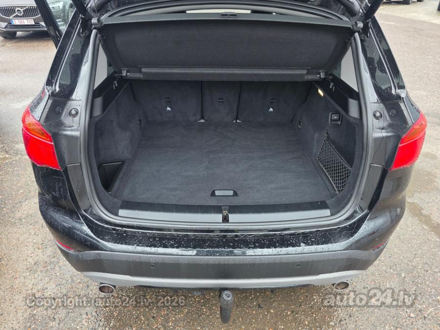Melns BMW X1 2015 Tallina, ar dzinēja tilpumu 2.00 L un nobraukumu 211 tūkst. km par 13999 €, foto 24 vietnē AUTOMOTO.COM.LV