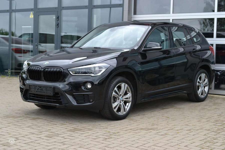 Melns BMW X1 2015 Viļņa, ar dzinēja tilpumu 2.00 L un nobraukumu 275 tūkst. km par 12500 €, foto 3 vietnē AUTOMOTO.COM.LV