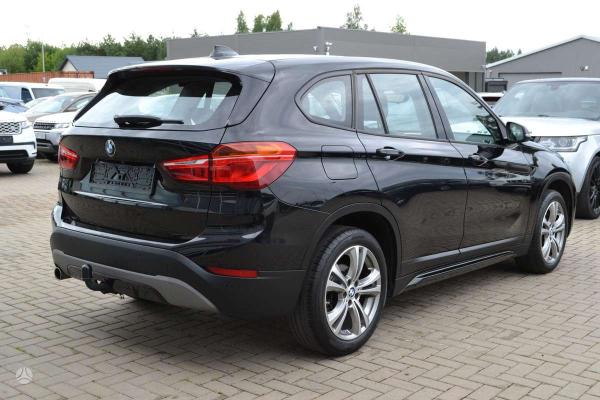 Melns BMW X1 2015 Viļņa, ar dzinēja tilpumu 2.00 L un nobraukumu 275 tūkst. km par 12500 €, foto 10 vietnē AUTOMOTO.COM.LV