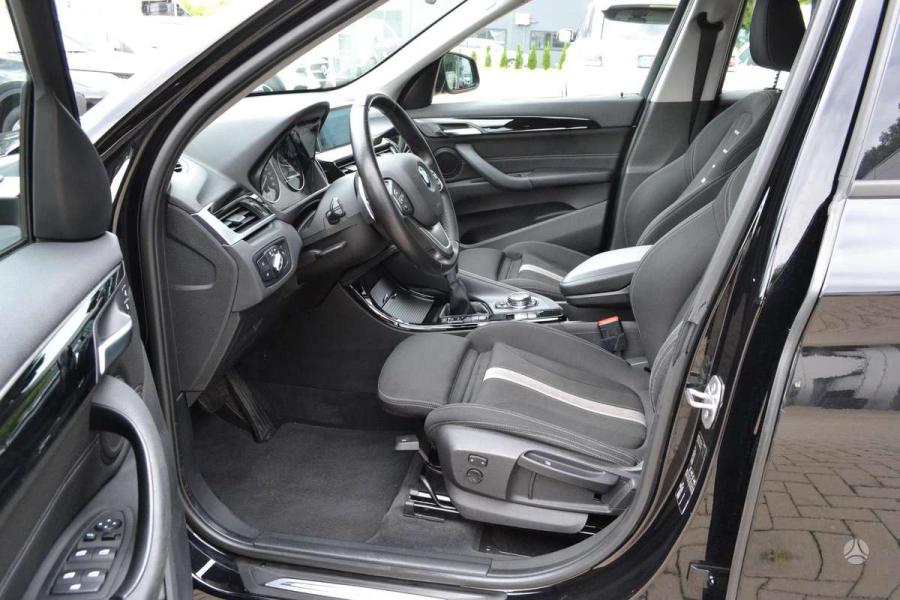 Melns BMW X1 2015 Viļņa, ar dzinēja tilpumu 2.00 L un nobraukumu 275 tūkst. km par 12500 €, foto 18 vietnē AUTOMOTO.COM.LV