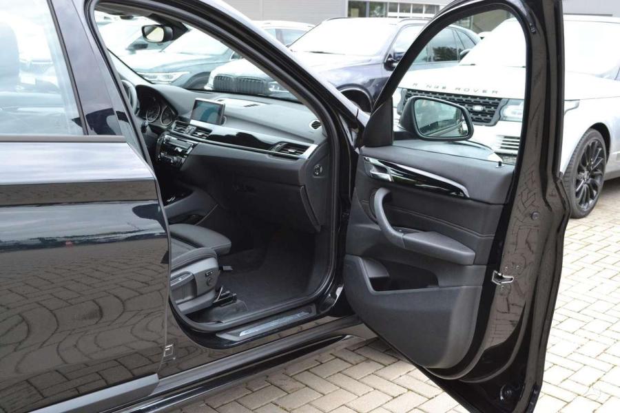 Melns BMW X1 2015 Viļņa, ar dzinēja tilpumu 2.00 L un nobraukumu 275 tūkst. km par 12500 €, foto 25 vietnē AUTOMOTO.COM.LV