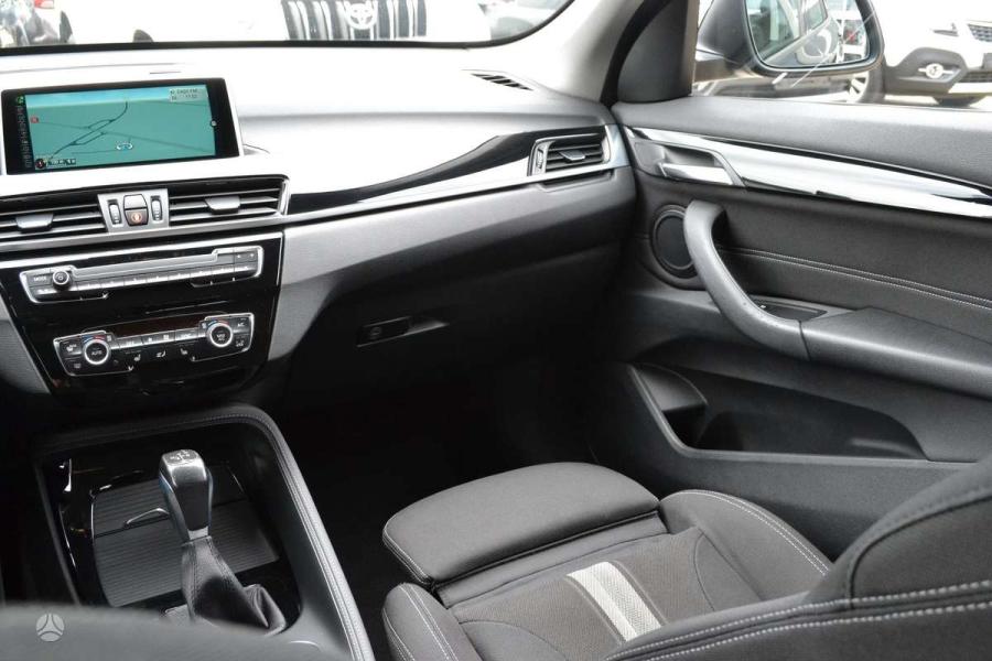 Melns BMW X1 2015 Viļņa, ar dzinēja tilpumu 2.00 L un nobraukumu 275 tūkst. km par 12500 €, foto 30 vietnē AUTOMOTO.COM.LV