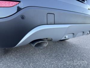 Black BMW X1 2015 in Cesis, with an engine capacity of 2.00 L and mileage of 290 thousand km for 8750 €, photo 10 on AUTOMOTO.COM.LV
