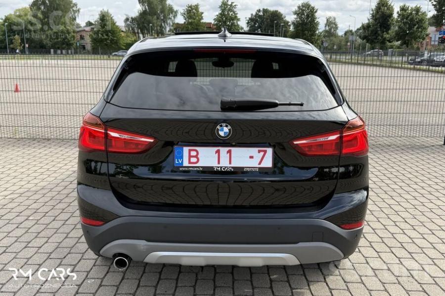 Melns BMW X1 2015 Jelgava, ar dzinēja tilpumu 2.00 L un nobraukumu 0 tūkst. km par 14500 €, foto 7 vietnē AUTOMOTO.COM.LV