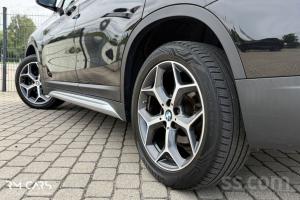 Melns BMW X1 2015 Jelgava, ar dzinēja tilpumu 2.00 L un nobraukumu 0 tūkst. km par 14500 €, foto 9 vietnē AUTOMOTO.COM.LV