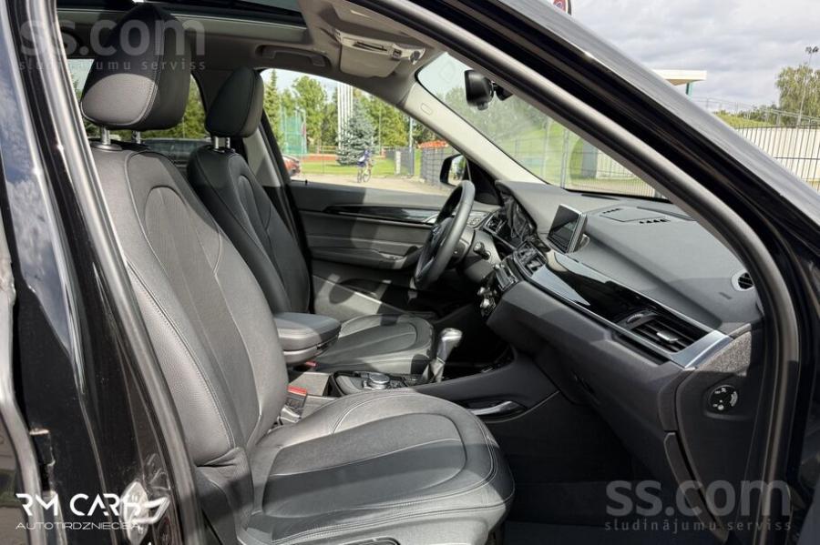 Melns BMW X1 2015 Jelgava, ar dzinēja tilpumu 2.00 L un nobraukumu 0 tūkst. km par 14500 €, foto 13 vietnē AUTOMOTO.COM.LV
