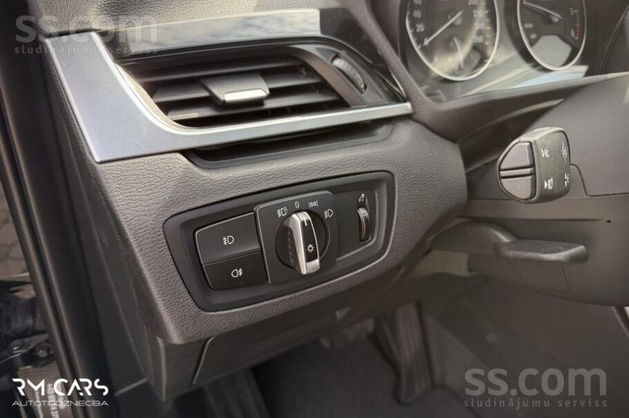 Melns BMW X1 2015 Jelgava, ar dzinēja tilpumu 2.00 L un nobraukumu 0 tūkst. km par 14500 €, foto 27 vietnē AUTOMOTO.COM.LV
