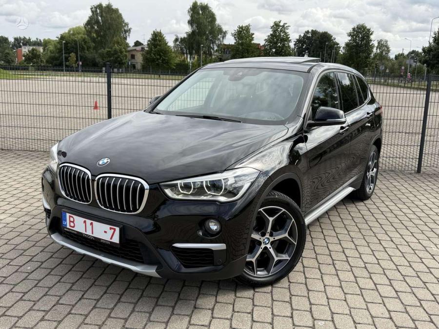 Melns BMW X1 2015 Joniškis, ar dzinēja tilpumu 2.00 L un nobraukumu 166 tūkst. km par 14250 €, foto 3 vietnē AUTOMOTO.COM.LV
