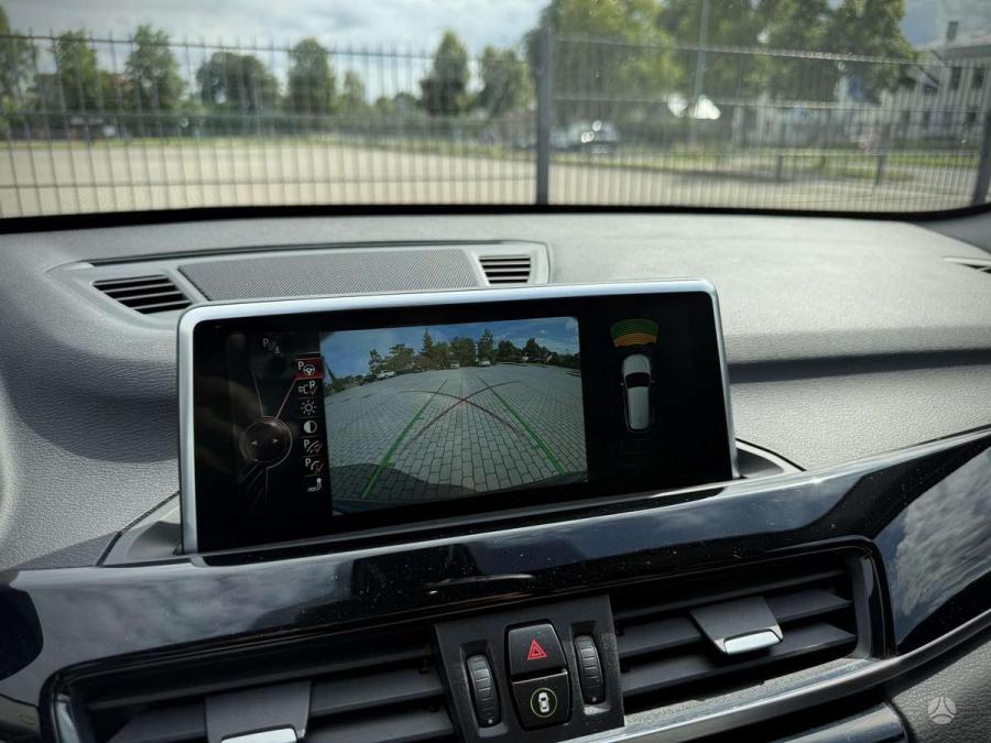 Melns BMW X1 2015 Joniškis, ar dzinēja tilpumu 2.00 L un nobraukumu 166 tūkst. km par 14250 €, foto 17 vietnē AUTOMOTO.COM.LV