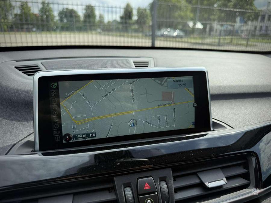 Melns BMW X1 2015 Joniškis, ar dzinēja tilpumu 2.00 L un nobraukumu 166 tūkst. km par 14250 €, foto 20 vietnē AUTOMOTO.COM.LV