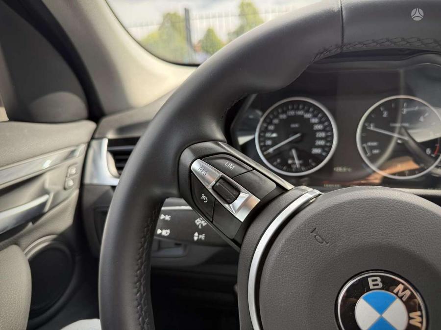 Melns BMW X1 2015 Joniškis, ar dzinēja tilpumu 2.00 L un nobraukumu 166 tūkst. km par 14250 €, foto 24 vietnē AUTOMOTO.COM.LV