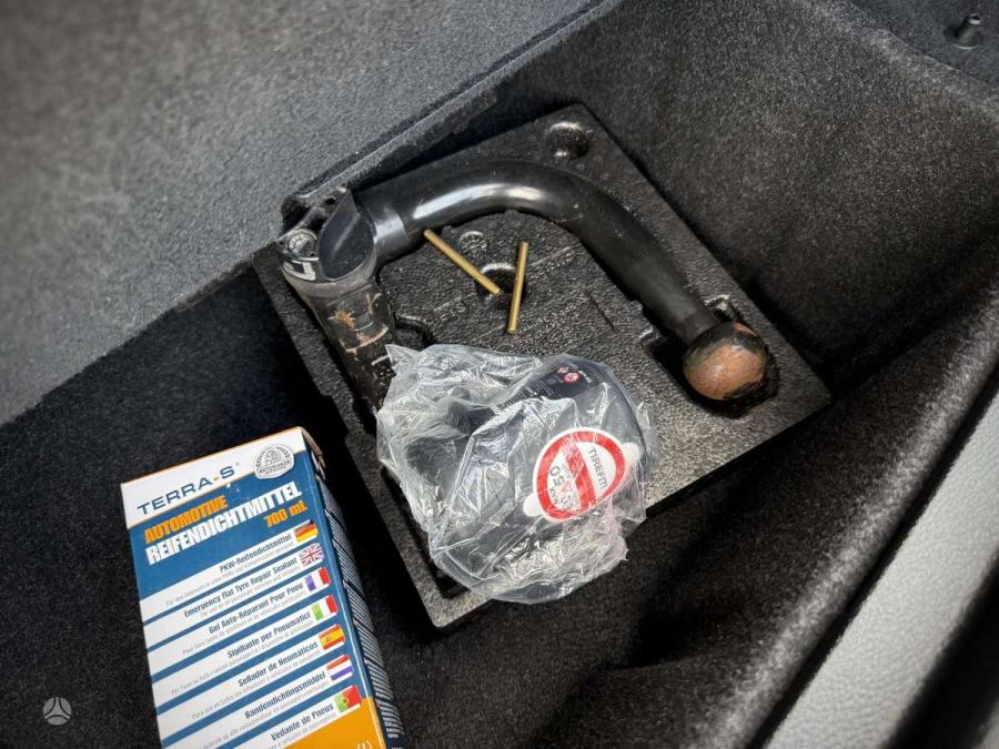 Melns BMW X1 2015 Joniškis, ar dzinēja tilpumu 2.00 L un nobraukumu 166 tūkst. km par 14250 €, foto 31 vietnē AUTOMOTO.COM.LV