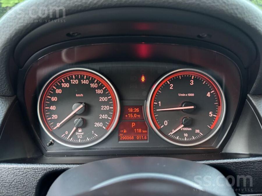 Черный БМВ Х1 2015 в Цесис, объемом двигателя 2.00 л и пробегом 290 тыс. км за 8450 €, фото 24 на AUTOMOTO.COM.LV