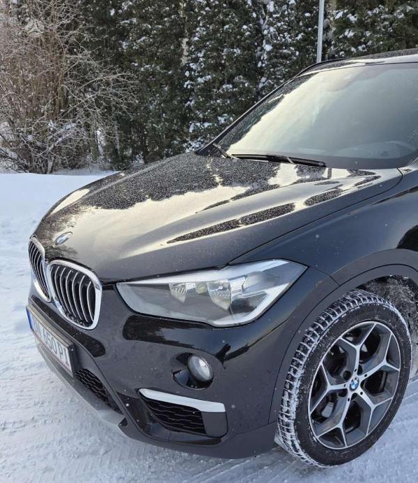 Melns BMW X1 2016 Elektrėnai, ar dzinēja tilpumu 2.00 L un nobraukumu 218 tūkst. km par 14100 €, foto 9 vietnē AUTOMOTO.COM.LV
