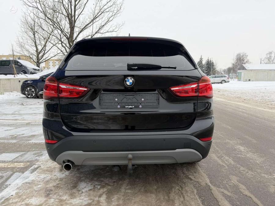 Melns BMW X1 2016 Panevēža, ar dzinēja tilpumu 2.00 L un nobraukumu 283 tūkst. km par 11750 €, foto 7 vietnē AUTOMOTO.COM.LV