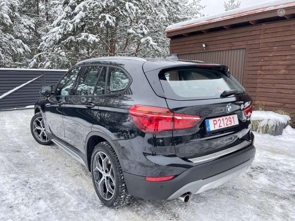 Black BMW X1 2016 in Druskininkai, with an engine capacity of 2.00 L and mileage of 216 thousand km for 13990 €, photo 3 on AUTOMOTO.COM.LV