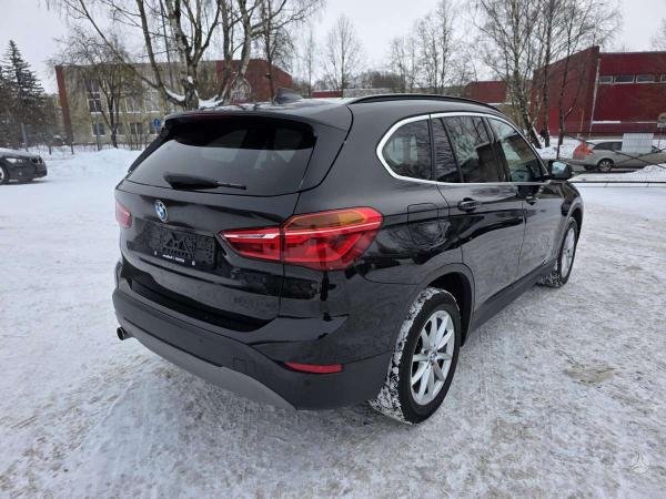 Black BMW X1 2016 in Telschi, with an engine capacity of 2.00 L and mileage of 199 thousand km for 13250 €, photo 3 on AUTOMOTO.COM.LV