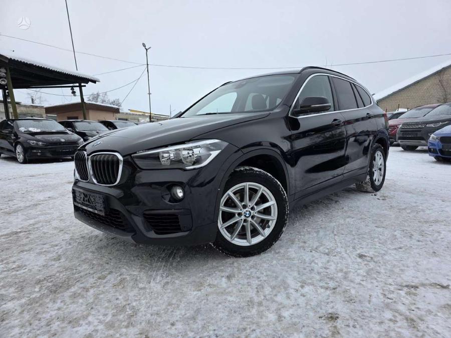 Melns BMW X1 2016 Telšiai, ar dzinēja tilpumu 2.00 L un nobraukumu 199 tūkst. km par 13250 €, foto 36 vietnē AUTOMOTO.COM.LV