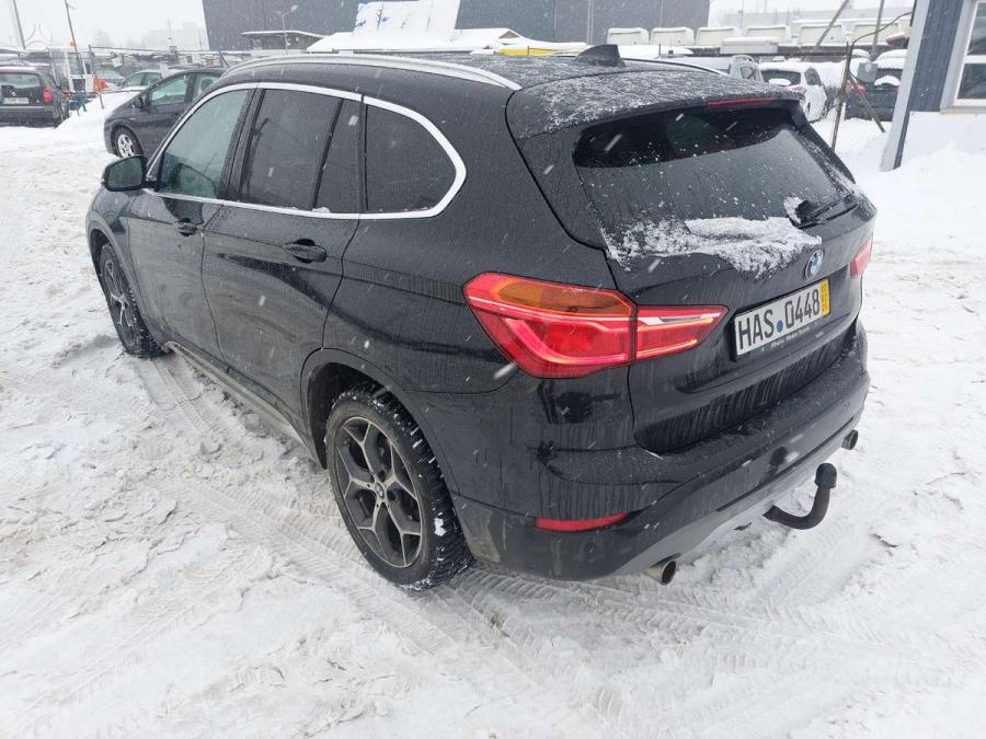 Black BMW X1 2016 in Kaunas, with an engine capacity of 2.00 L and mileage of 160 thousand km for 14890 €, photo 15 on AUTOMOTO.COM.LV