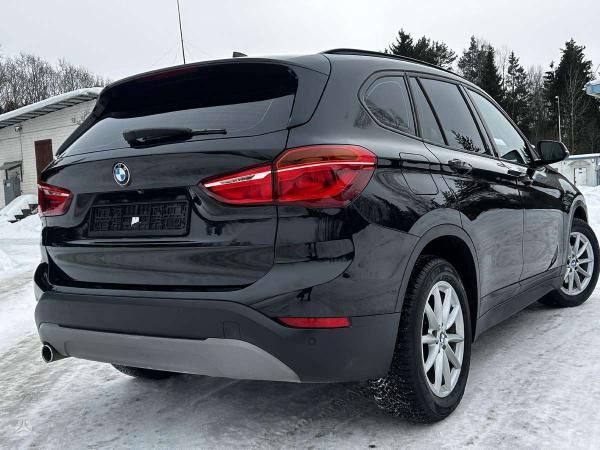 Melns BMW X1 2016 Utena, ar dzinēja tilpumu 2.00 L un nobraukumu 243 tūkst. km par 12900 €, foto 3 vietnē AUTOMOTO.COM.LV