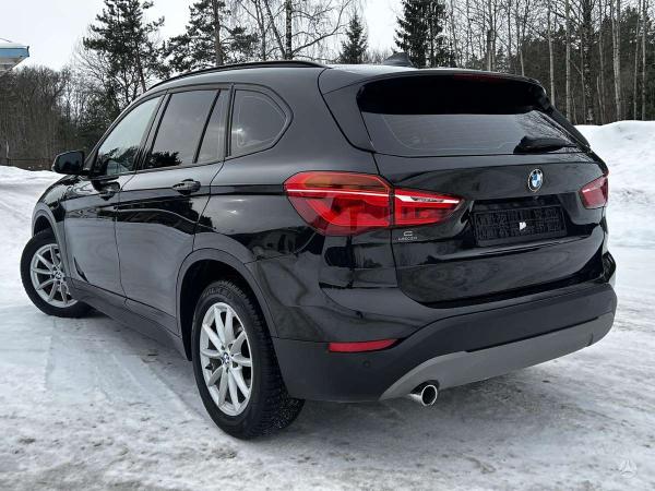 Melns BMW X1 2016 Utena, ar dzinēja tilpumu 2.00 L un nobraukumu 243 tūkst. km par 12900 €, foto 7 vietnē AUTOMOTO.COM.LV
