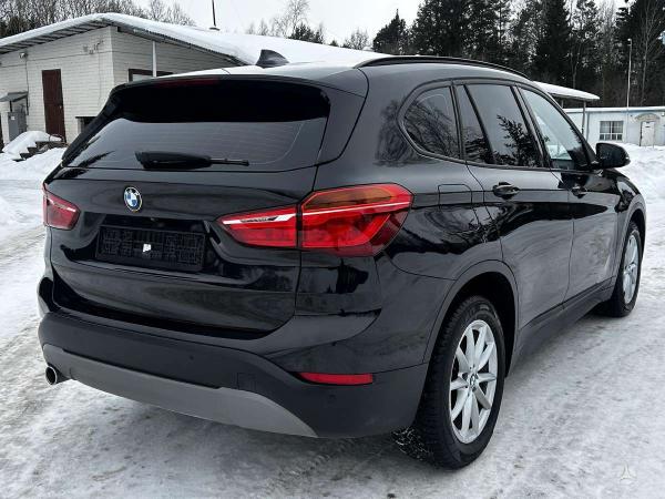 Melns BMW X1 2016 Utena, ar dzinēja tilpumu 2.00 L un nobraukumu 243 tūkst. km par 12900 €, foto 9 vietnē AUTOMOTO.COM.LV
