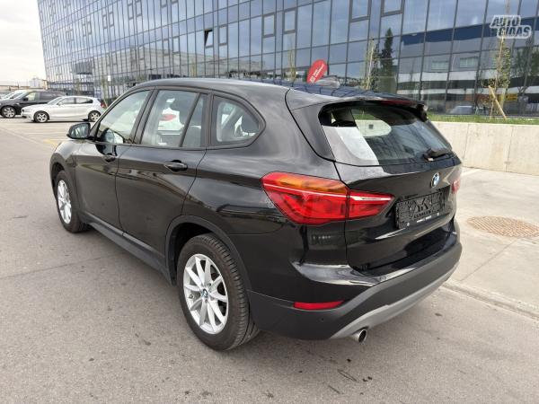 Black BMW X1 2016 in Panevezys, with an engine capacity of 2.00 L and mileage of 249 thousand km for 11850 €, photo 7 on AUTOMOTO.COM.LV