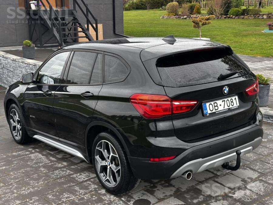 Black BMW X1 2016 in Riga, with an engine capacity of 2.00 L and mileage of 267 thousand km for 9900 €, photo 3 on AUTOMOTO.COM.LV