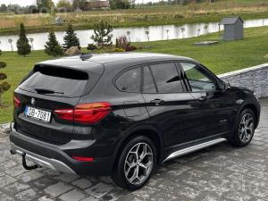Black BMW X1 2016 in Riga, with an engine capacity of 2.00 L and mileage of 267 thousand km for 9900 €, photo 4 on AUTOMOTO.COM.LV