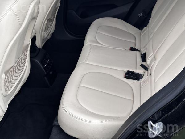 Black BMW X1 2016 in Riga, with an engine capacity of 2.00 L and mileage of 267 thousand km for 9900 €, photo 8 on AUTOMOTO.COM.LV