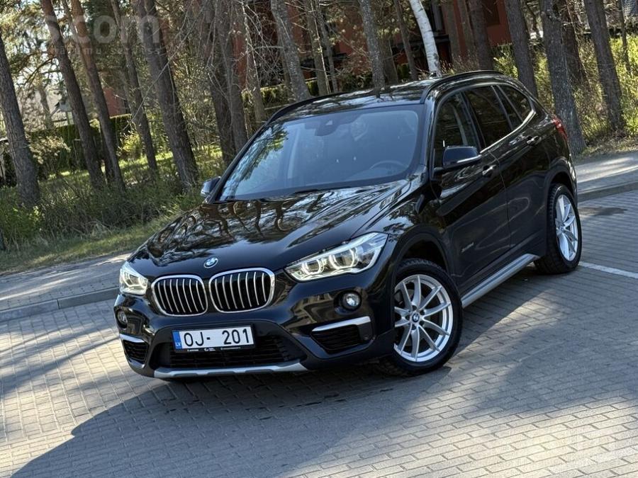 Black BMW X1 2016 in Jurmala, with an engine capacity of 2.00 L and mileage of 0 thousand km for 13950 €, photo 3 on AUTOMOTO.COM.LV