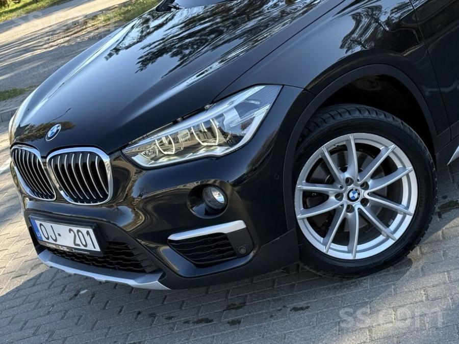 Black BMW X1 2016 in Jurmala, with an engine capacity of 2.00 L and mileage of 0 thousand km for 13950 €, photo 10 on AUTOMOTO.COM.LV