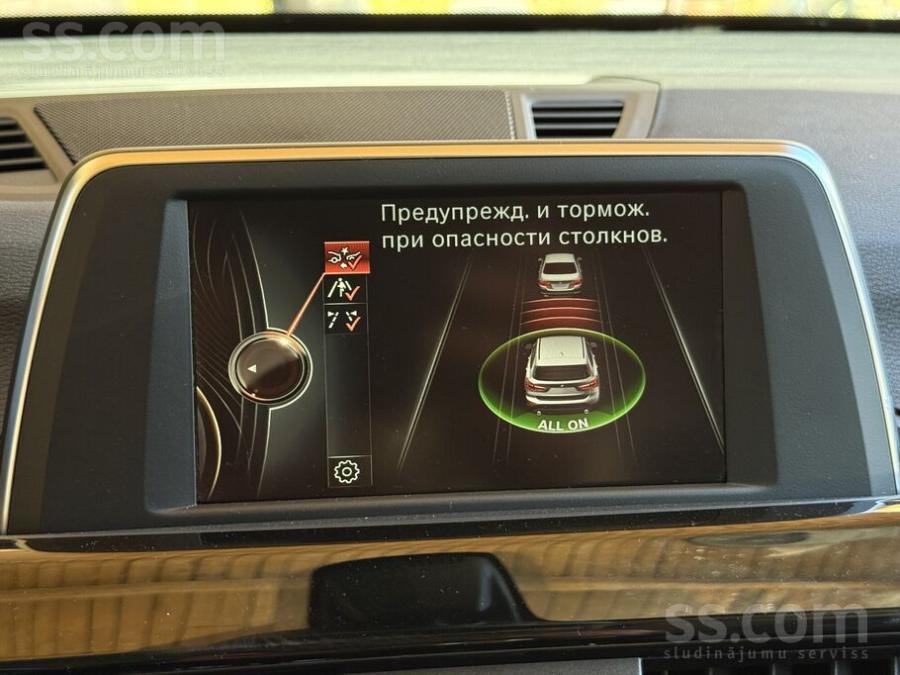 Black BMW X1 2016 in Jurmala, with an engine capacity of 2.00 L and mileage of 0 thousand km for 13950 €, photo 33 on AUTOMOTO.COM.LV