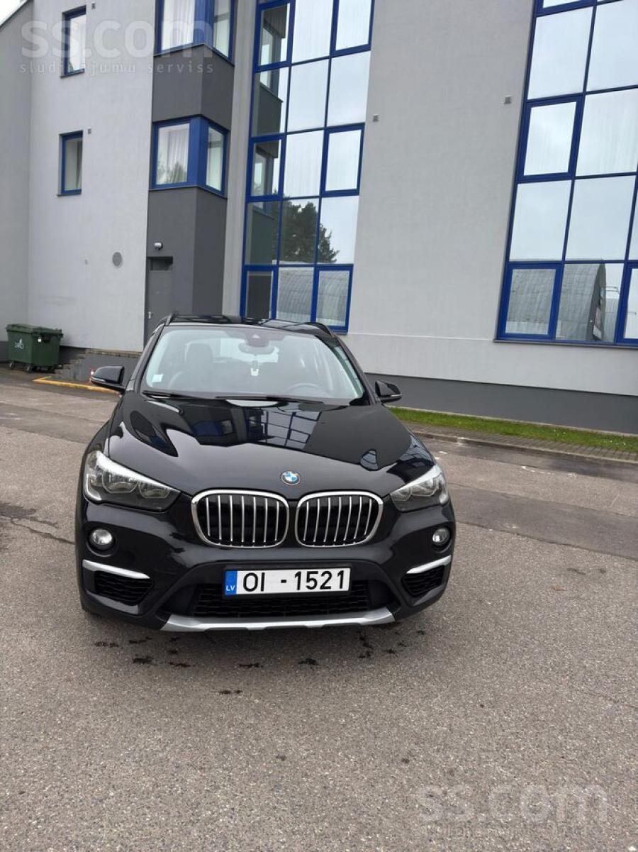 Black BMW X1 2016 in Cesis, with an engine capacity of 2.00 L and mileage of 185 thousand km for 12800 €, photo 9 on AUTOMOTO.COM.LV