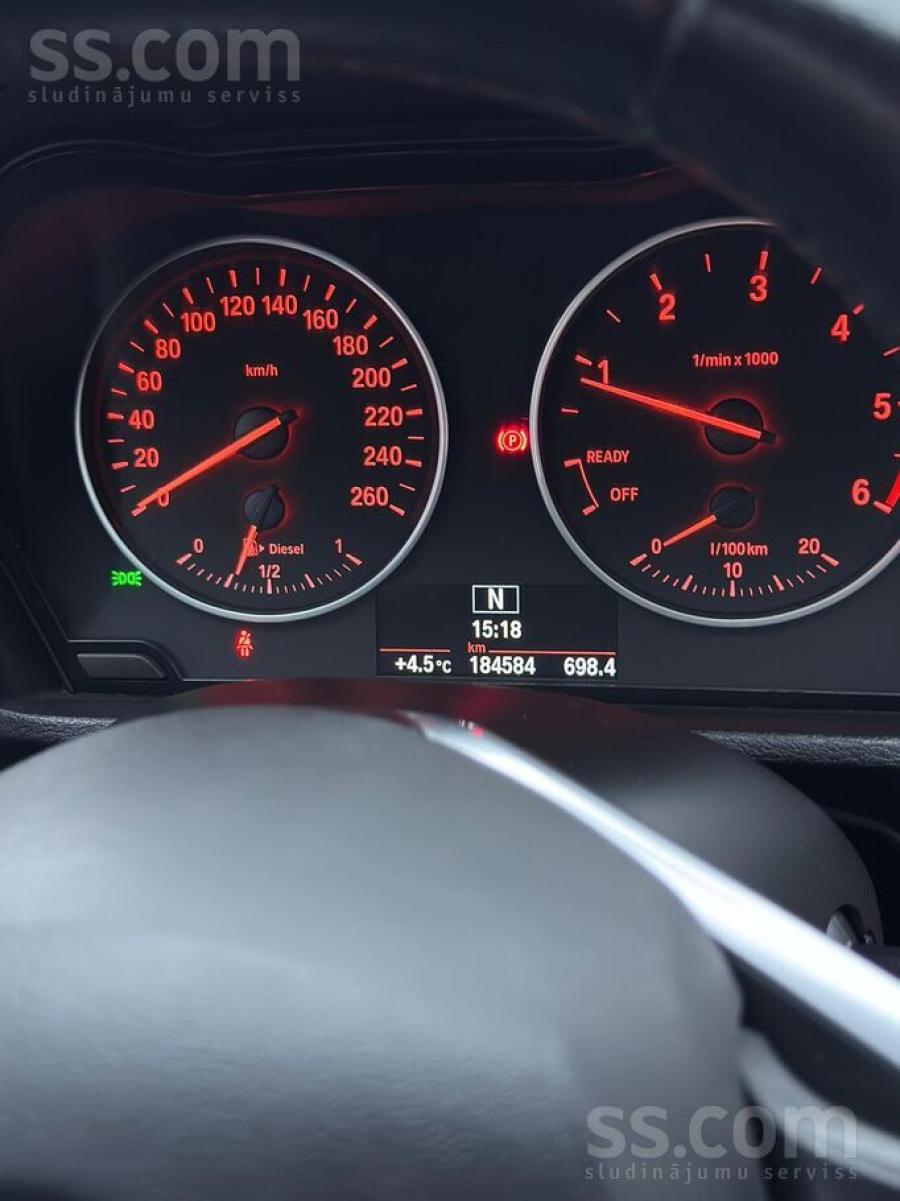 Black BMW X1 2016 in Cesis, with an engine capacity of 2.00 L and mileage of 185 thousand km for 12800 €, photo 17 on AUTOMOTO.COM.LV